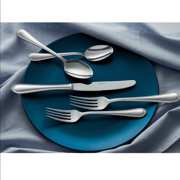 Tomadachi by Hampton Forge | Dining | Tomodachi 76 Piece Flatware ...